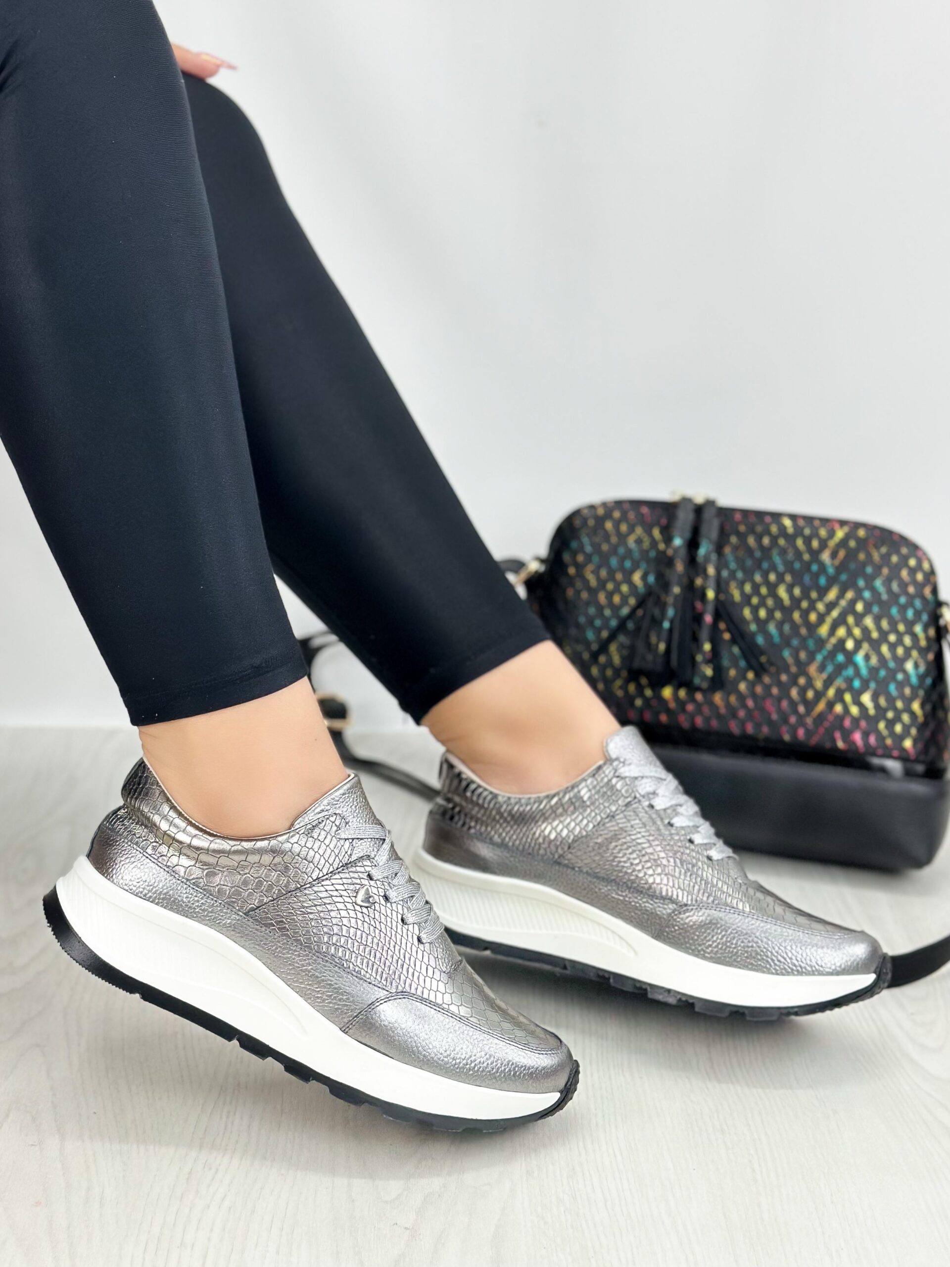 Tenis Plomo Gecco Sharith (DP08) Elegancia y Confort para tu