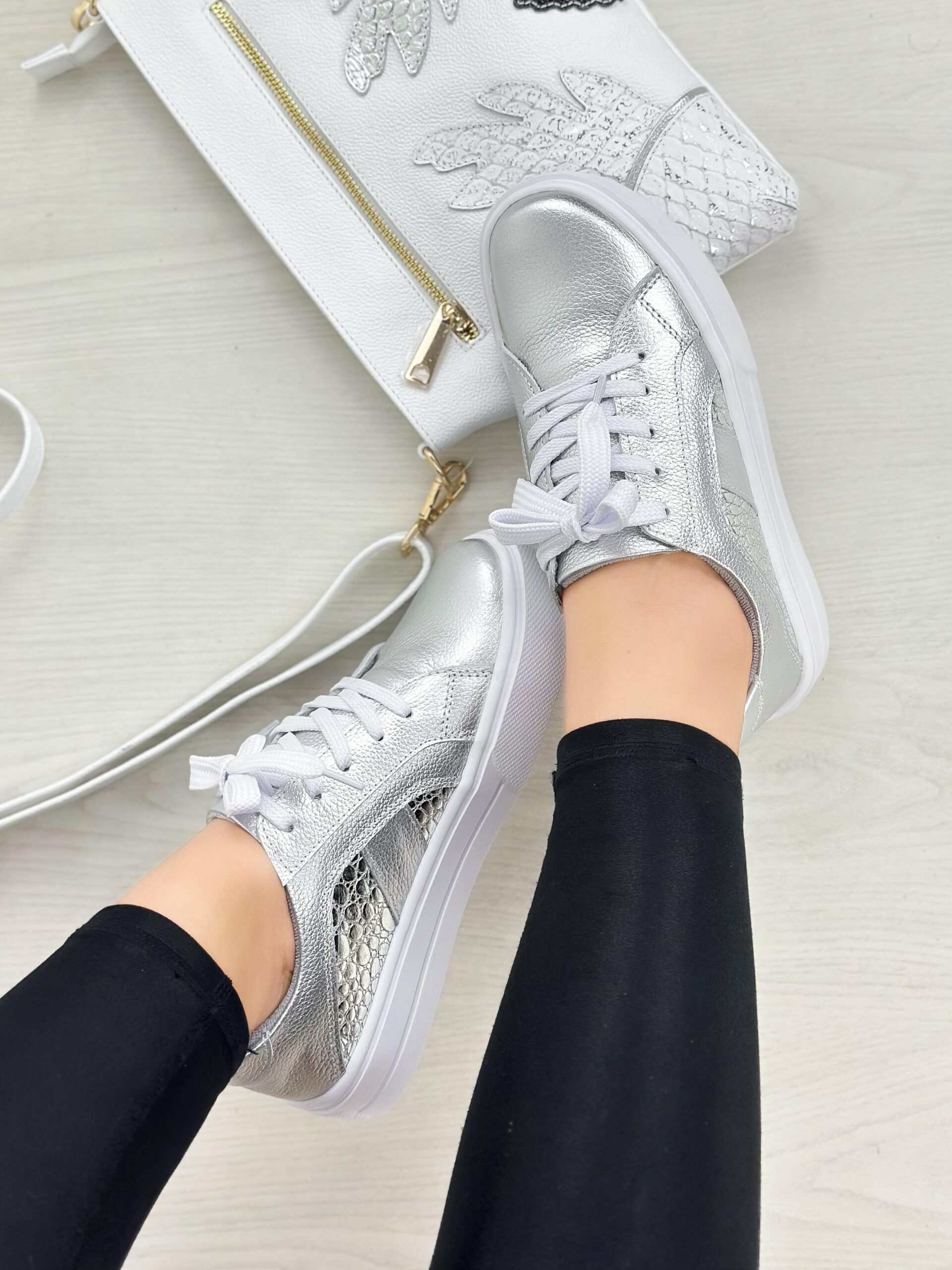 Tenis Plateado Talipe (680) Elegancia y Confort